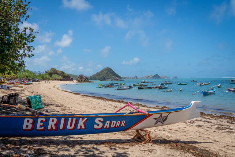 17 Best Kuta Lombok Beaches: A Guide to Amazing Beaches in South Lombok ...