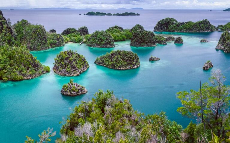 25 Famous Landmarks In Southeast Asia to add to Your Bucket List